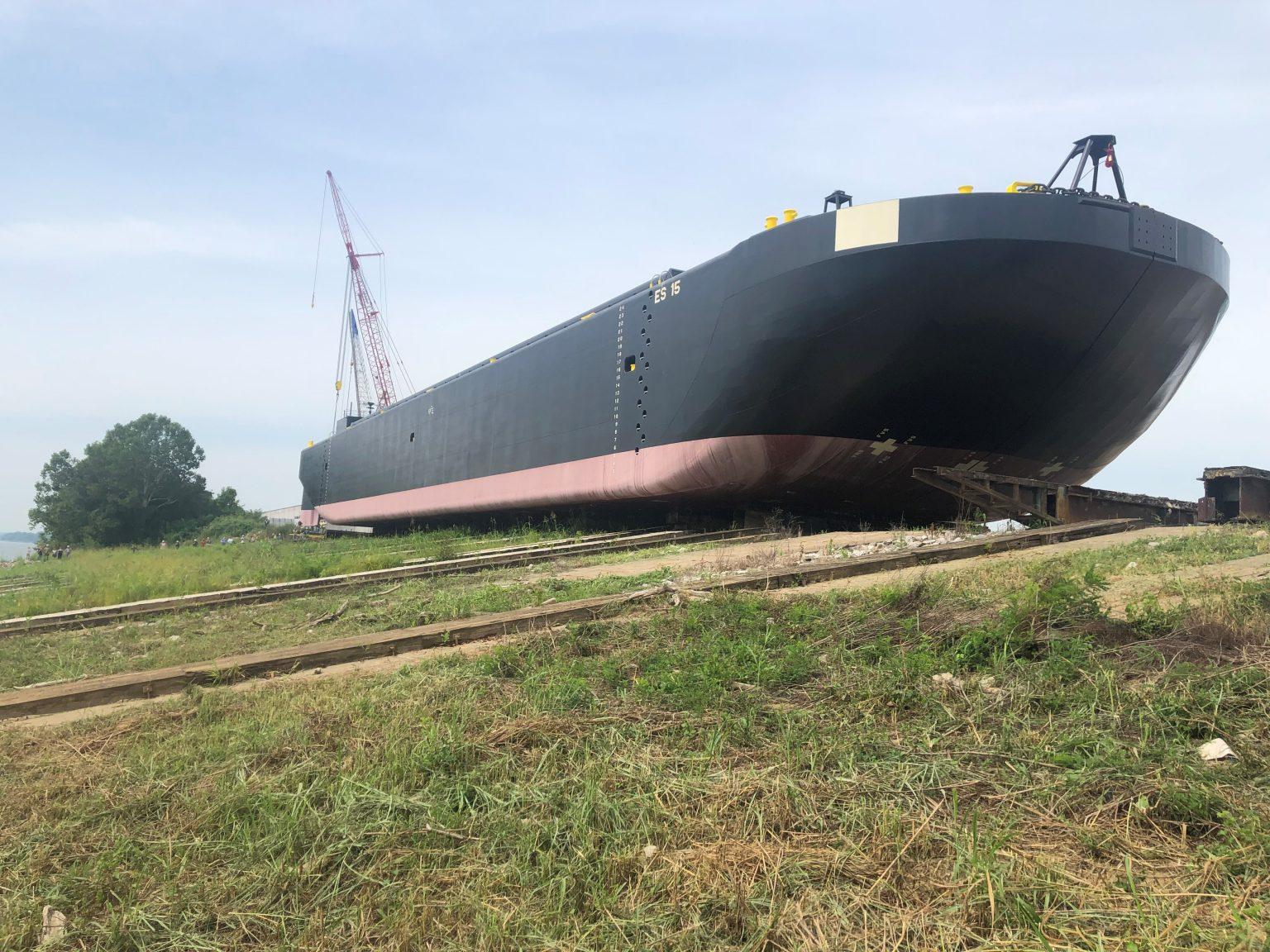 Derrick Barge #24 - The Dutra Group